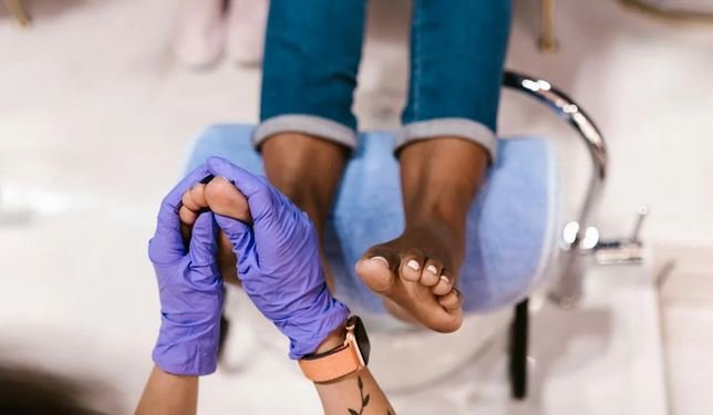 8 Potential Disadvantages Of Foot Massage - MassagePro Guide